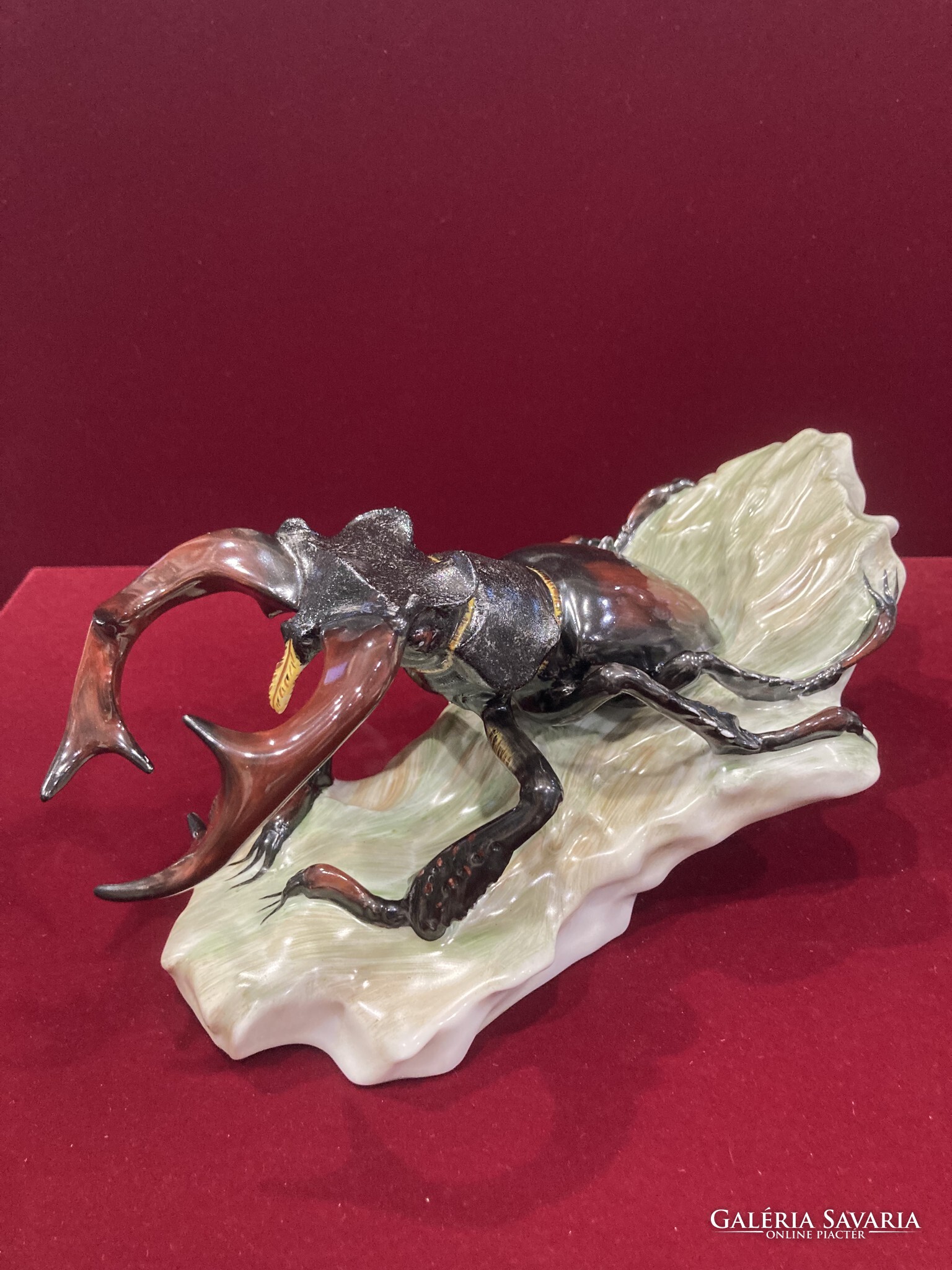 Hollóházi Porcelán szarvas bogár - Porcelán | Galéria Savaria online ...