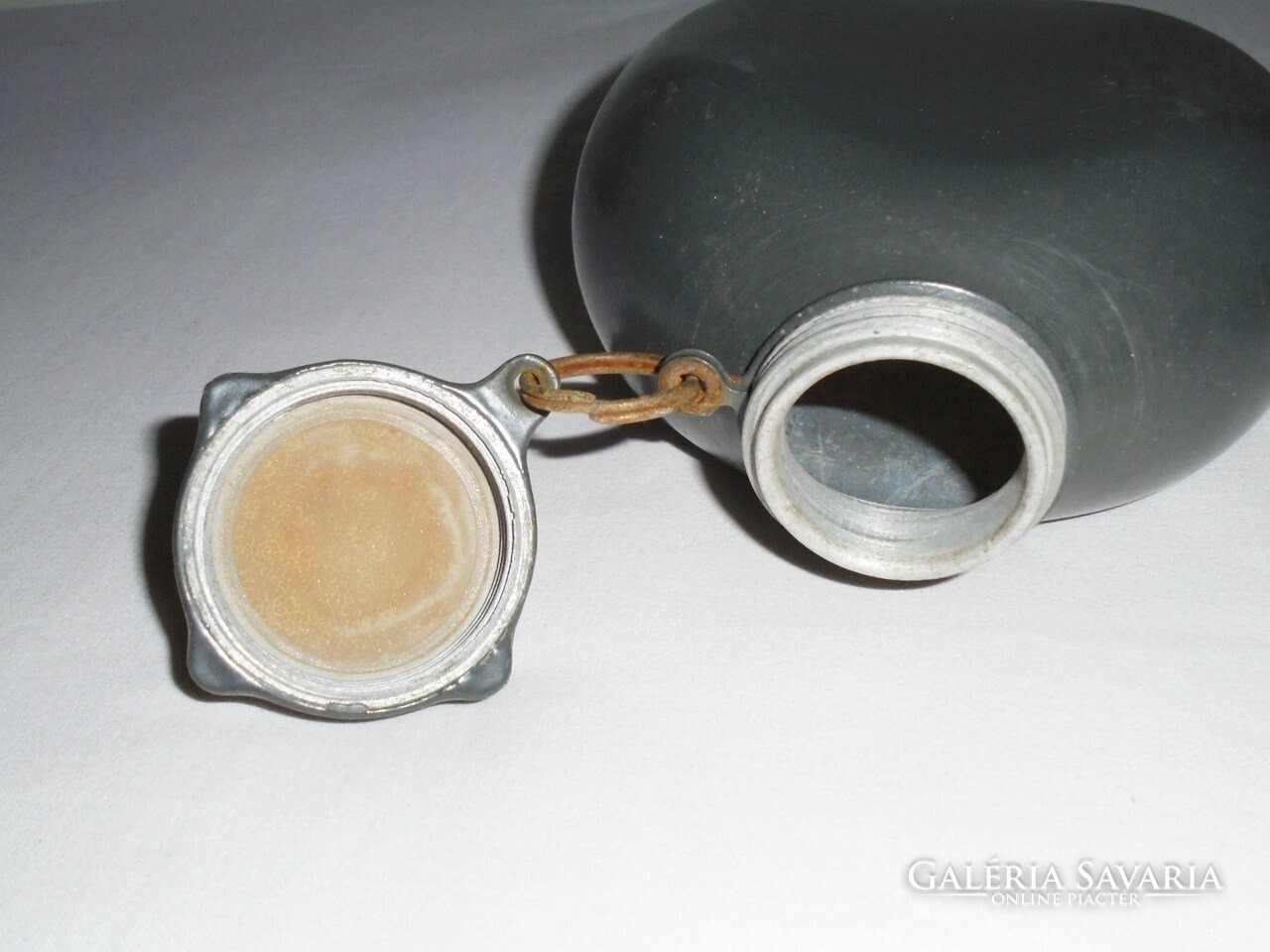 Retro green grey-green military aluminum water bottle from the 1970s ...