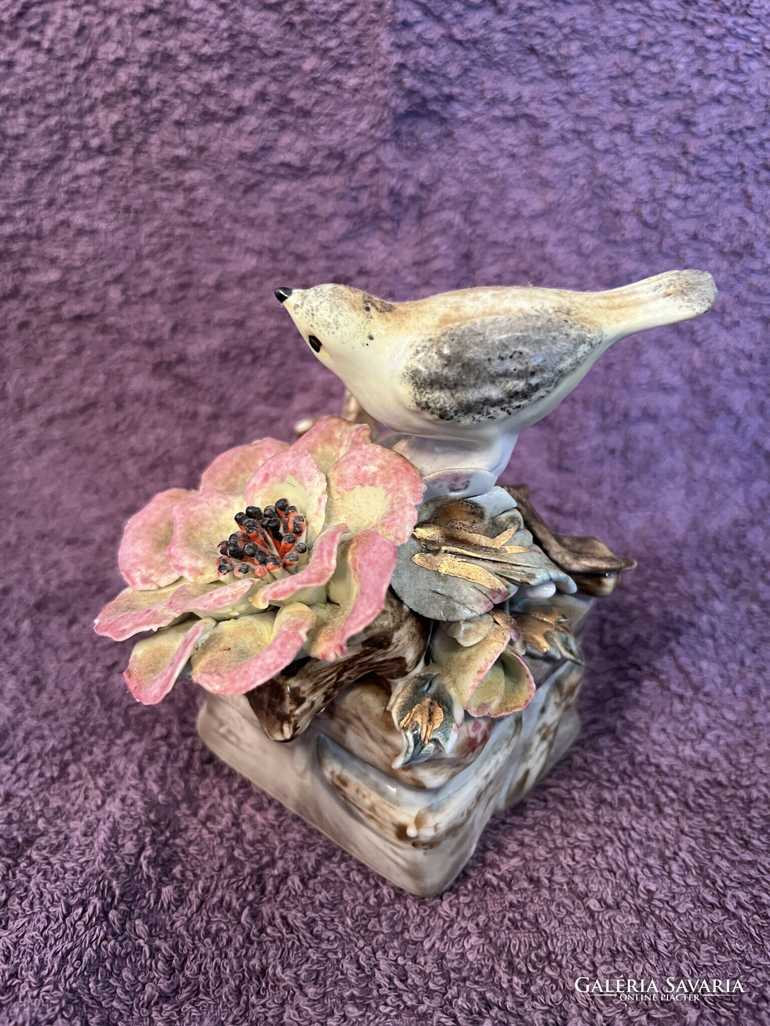 Porcelán madár, virág kompozíció. Kézműves - Porcelán | Galéria Savaria ...