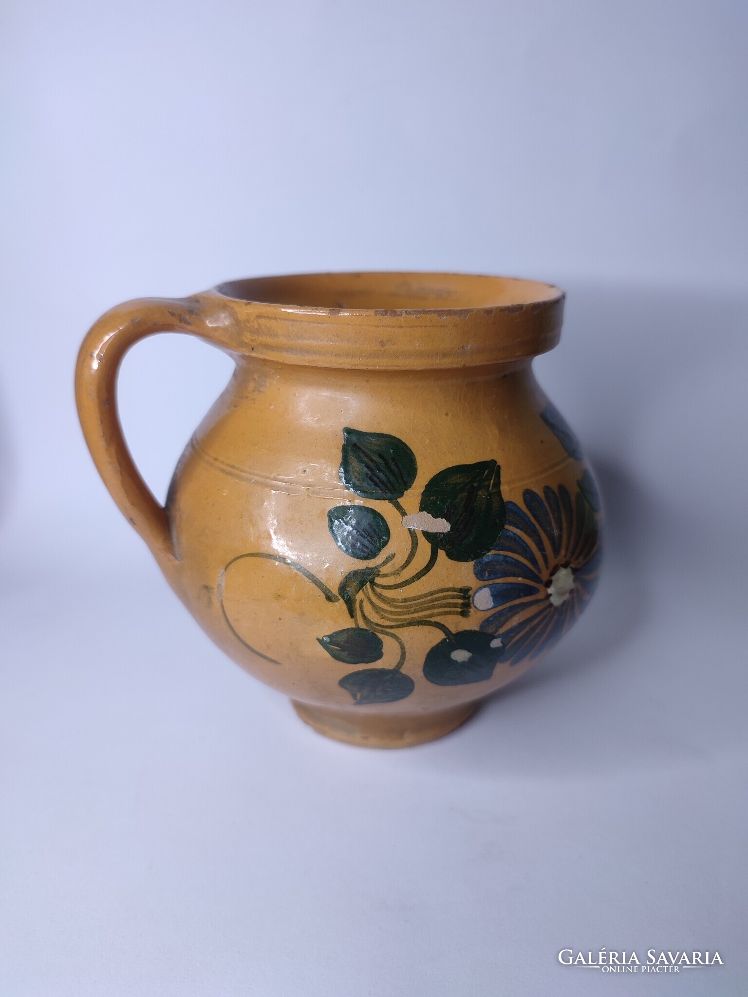 Régi kisméretű festett népi cserép edény szilke virágos - Kerámia ...