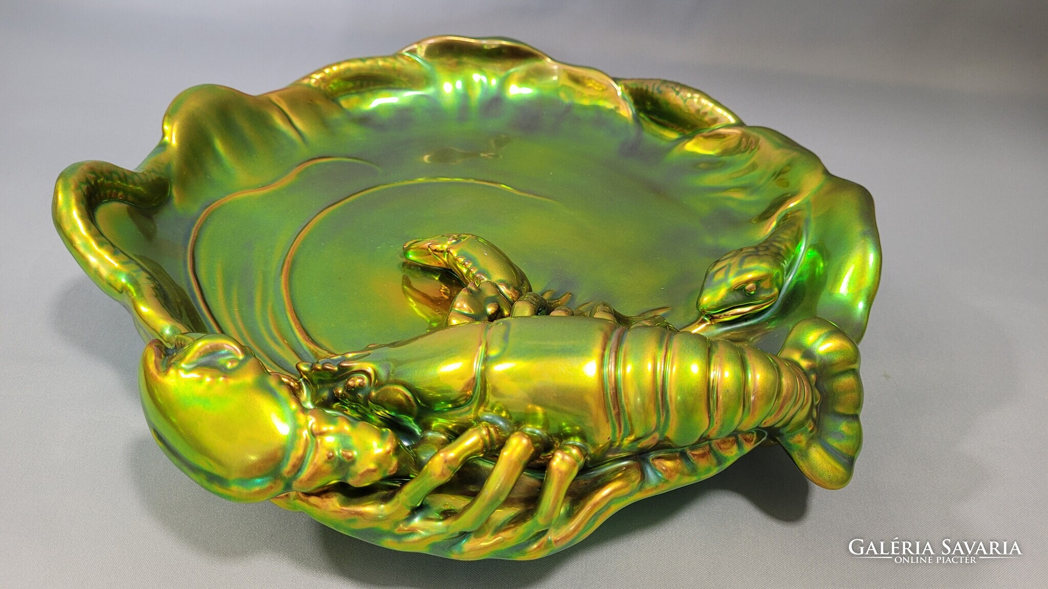 Nagy méretű Zsolnay eozin mázas rákos tál 30 cm átmérőjű - Porcelán ...