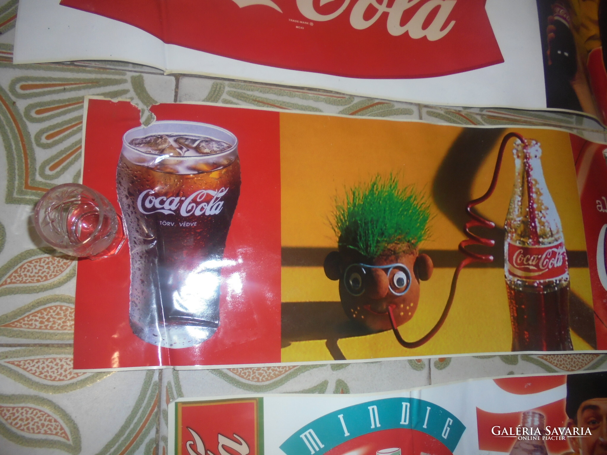 Három darab retro Coca-Cola, Coca colás reklám matrica együtt ...