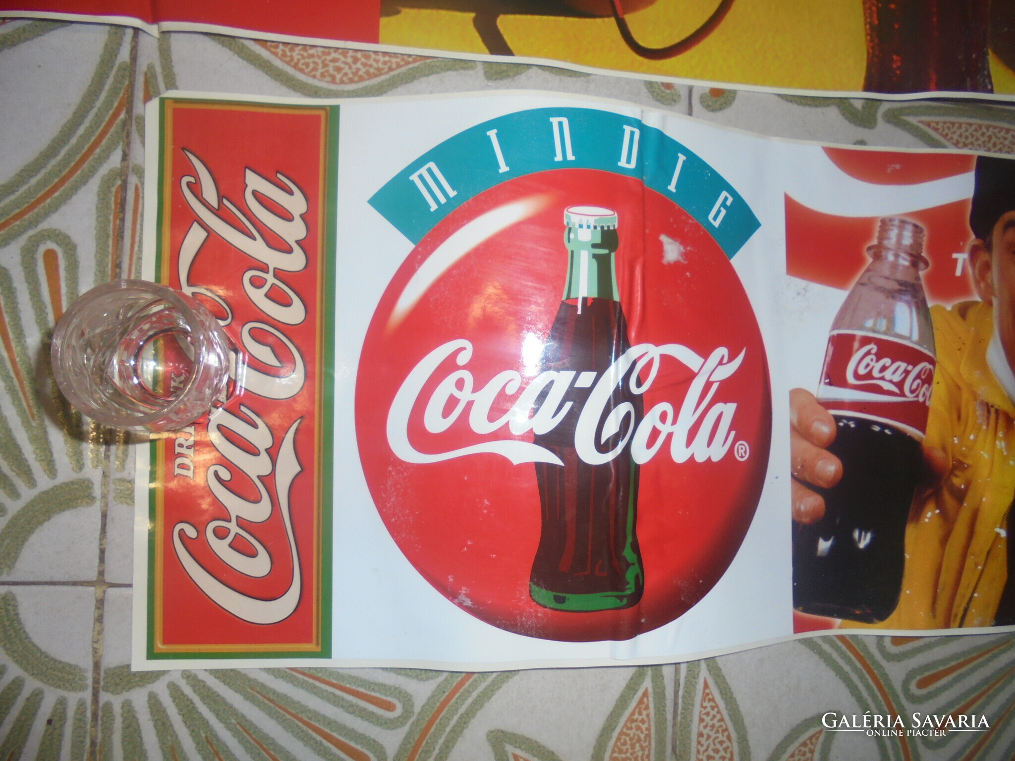 Három darab retro Coca-Cola, Coca colás reklám matrica együtt ...