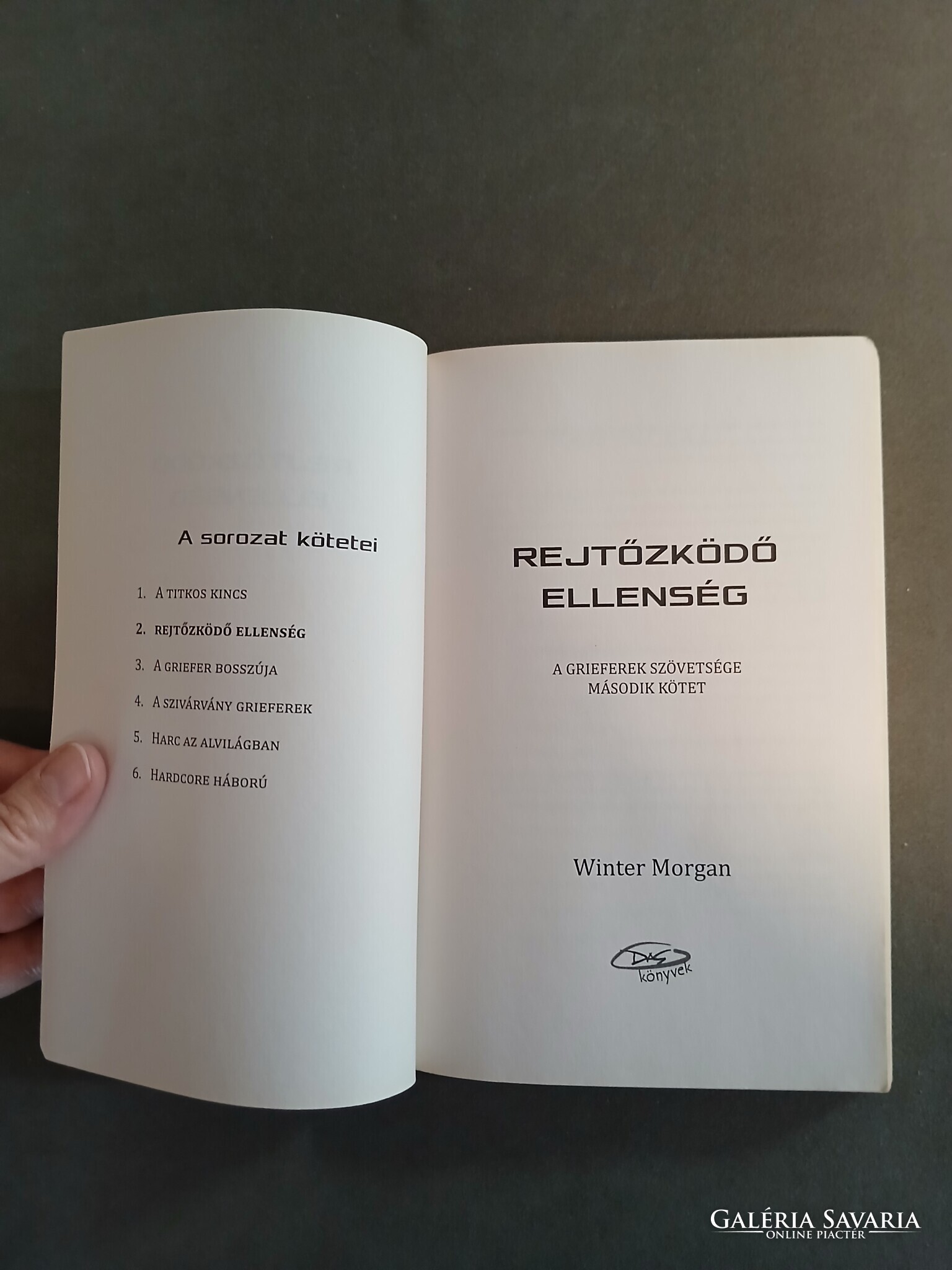 Winter Morgan - Rejtőzködő ellenség - Egy nem hivatalos Minecraft ...