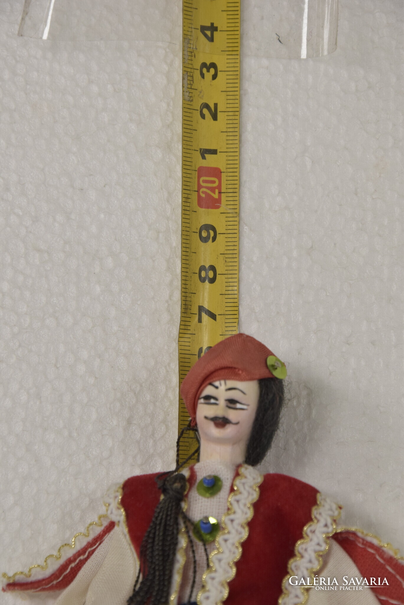 Görög népviseletbe öltözött baba, vintage játékbaba A376 - Játék ...