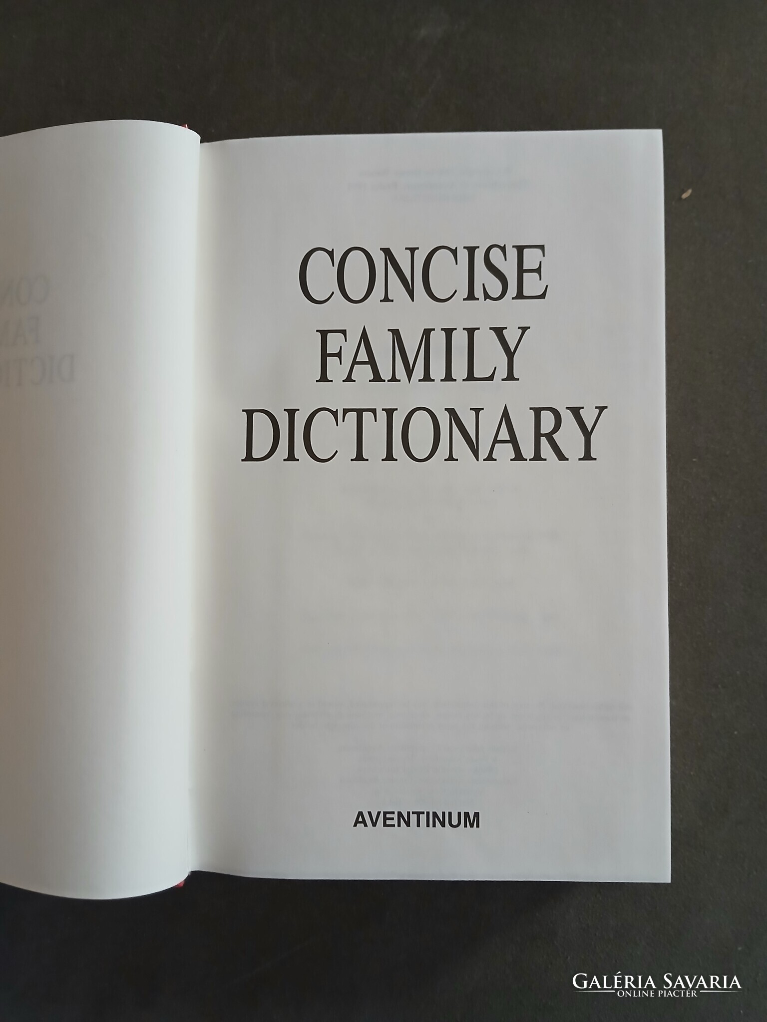 Concise Family Dictionary with over 30,000 entries - angol szótár ...