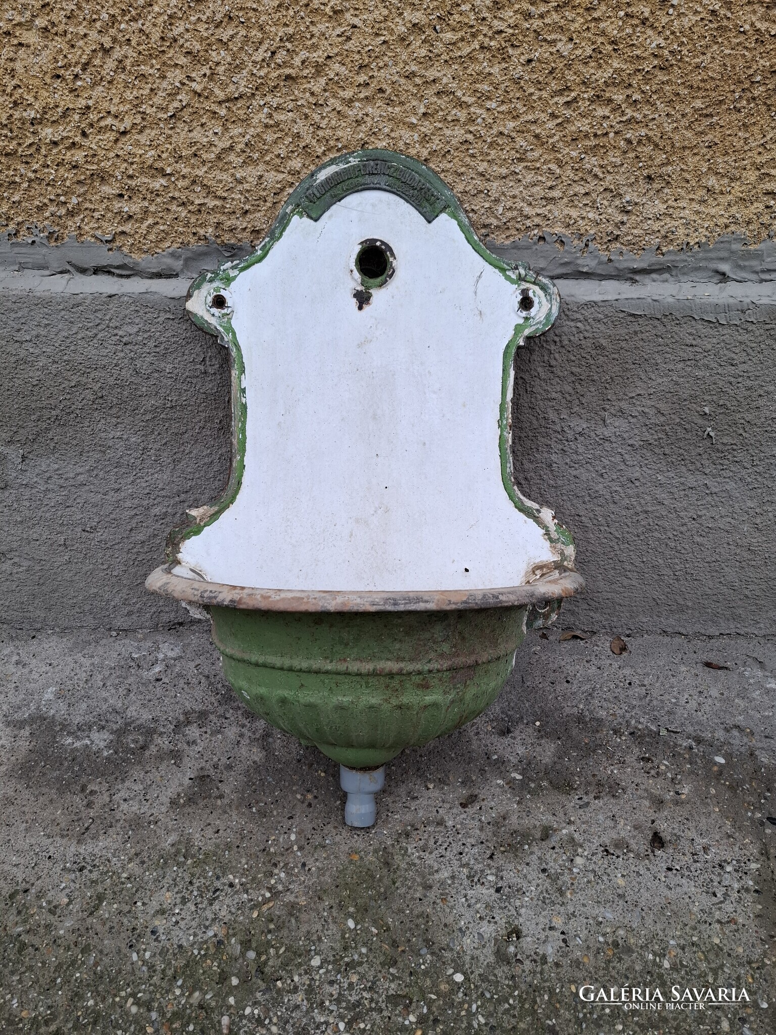 Antik öntöttvas falikút - Fémmunka | Galéria Savaria online piactér ...