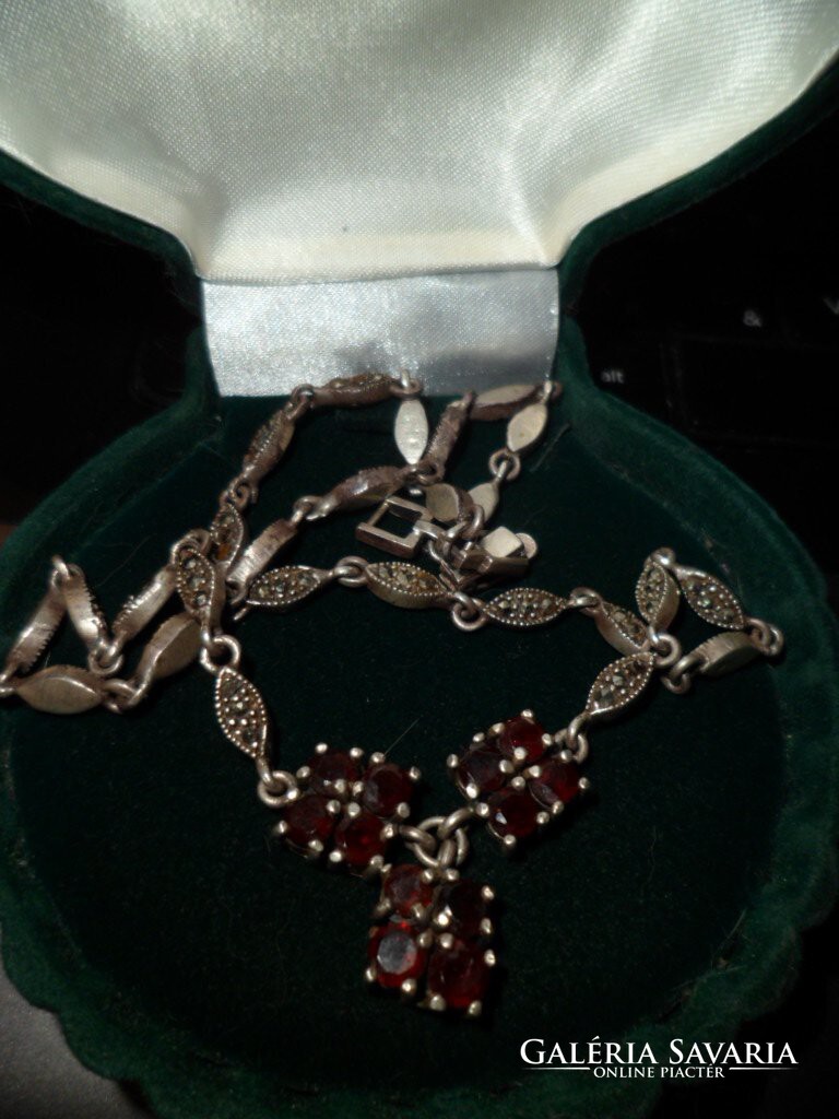 Ezüst colié / gránát, markazit - Ékszer | Galéria Savaria online ...