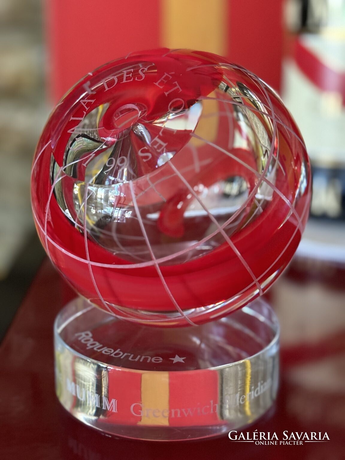 Millenniumi ritkaság a G.H. MUMM pezsgőháztól – Muránói üveg dísztárgy ...