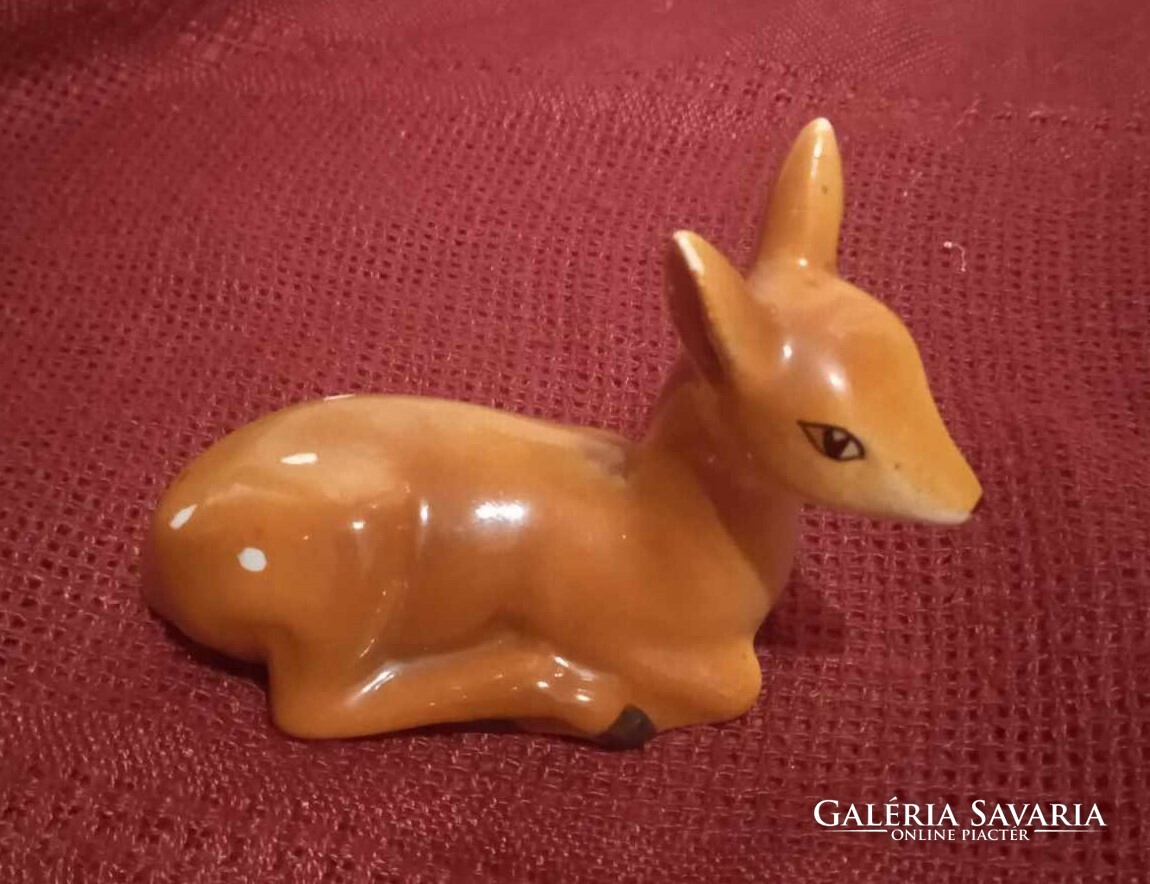 7.5 cm long cute Hollohaza deer in excellent condition great for ...