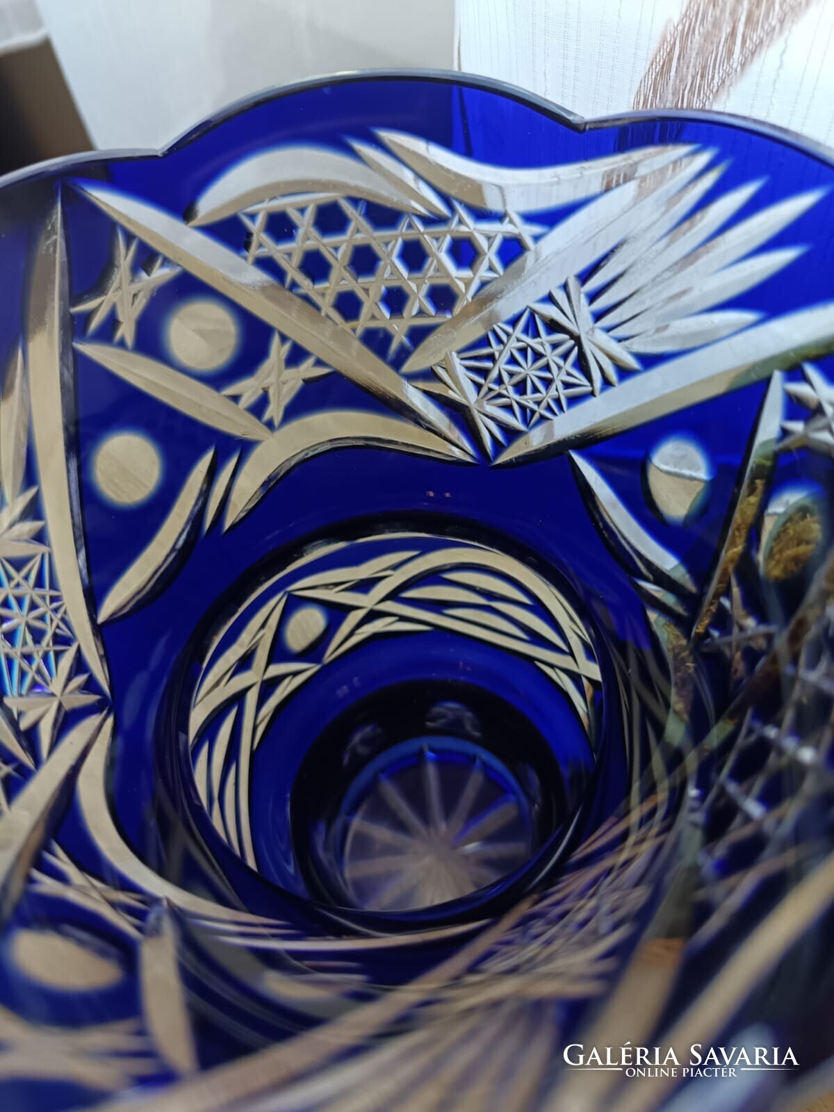 Kobaltkék ólomkristály váza 16 cm magas - Üveg | Galéria Savaria online ...