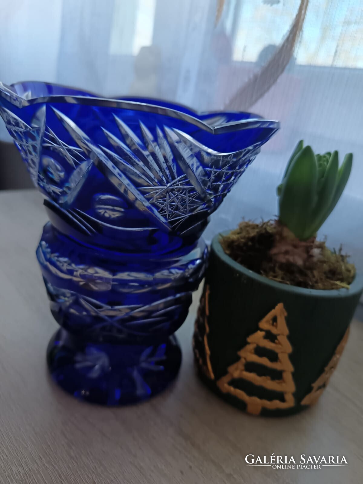 Kobaltkék ólomkristály váza 16 cm magas - Üveg | Galéria Savaria online ...