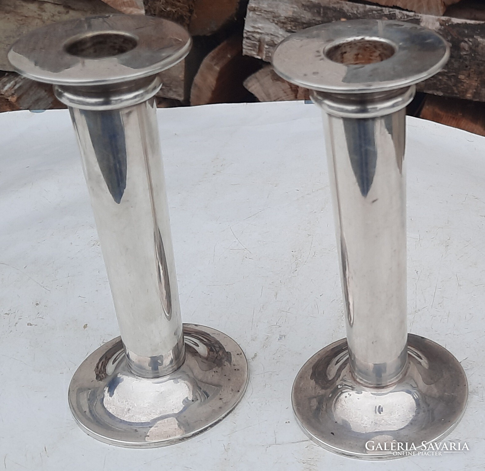 Swid Powell Italy Posztmodern ezüstözött gyertyatartó pár - Richard ...